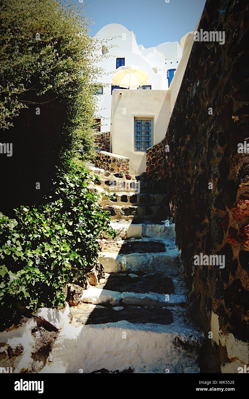 Stairs exterior hi-res stock photography and images - Alamy