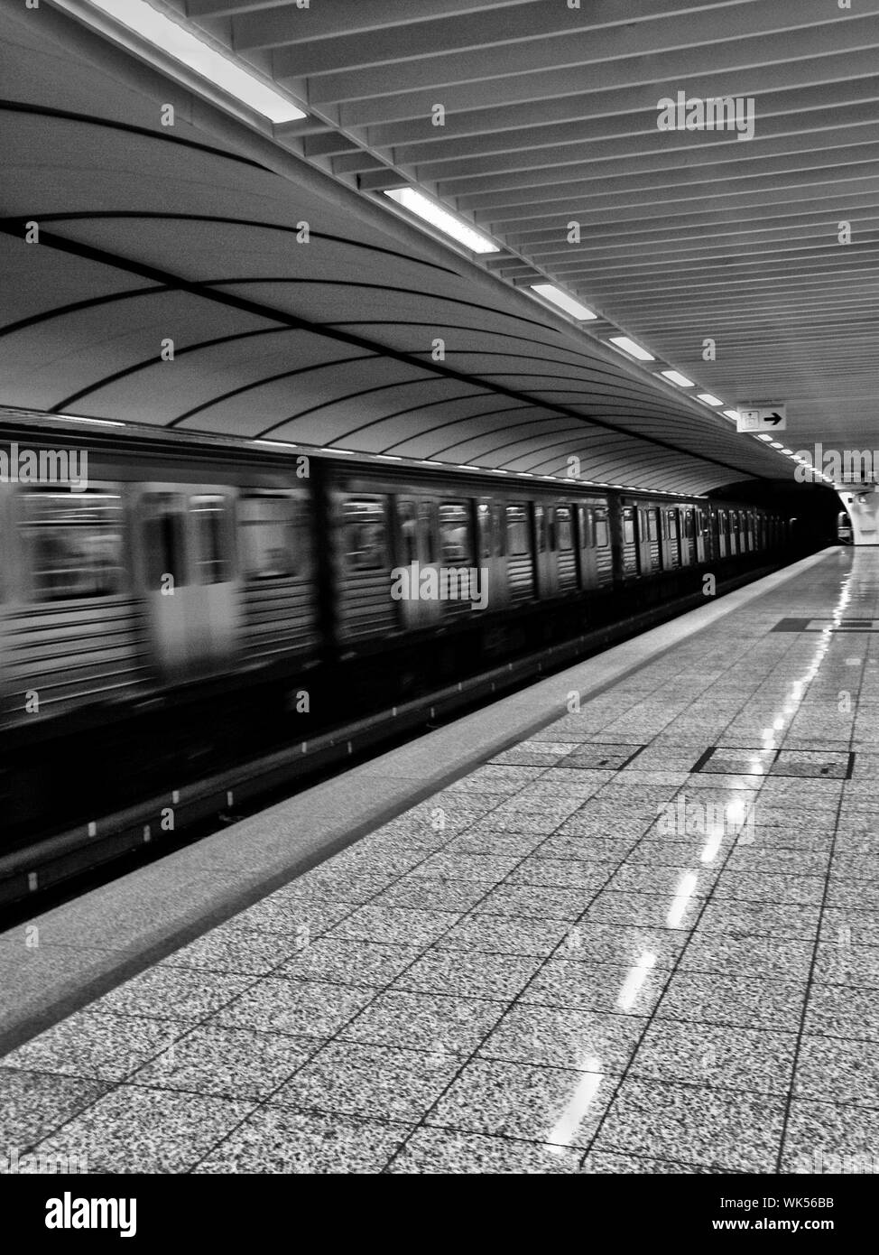 Underground railway train hi-res stock photography and images - Alamy