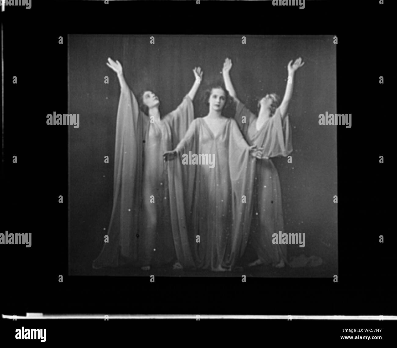Isadora Duncan dancers Stock Photo - Alamy