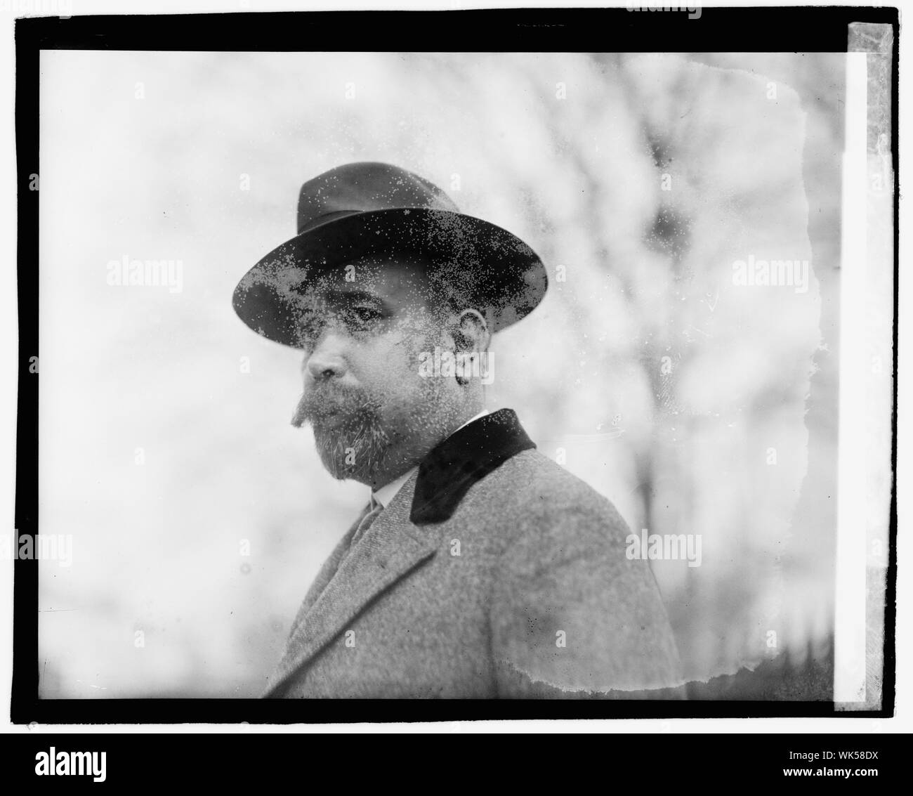 Gabaldon Black and White Stock Photos & Images - Alamy