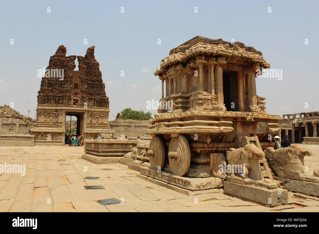 Very old temple ruins hi-res stock photography and images - Alamy