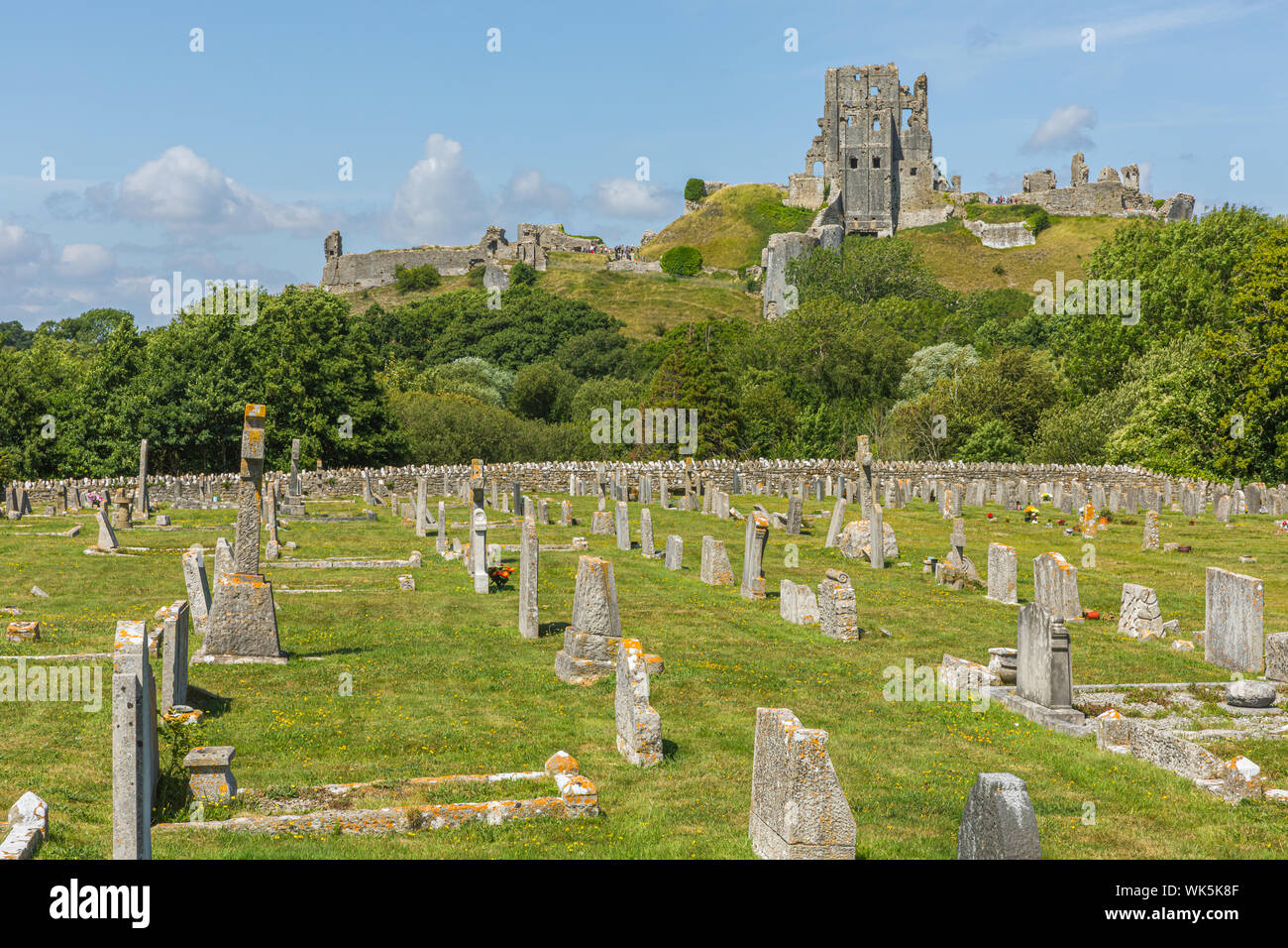 Corfe castle cemetery hi-res stock photography and images - Alamy