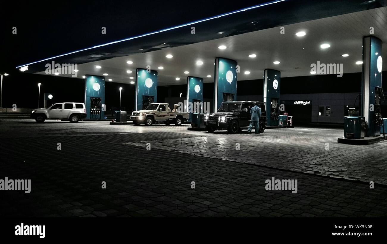 Modern gas pump hi-res stock photography and images - Alamy