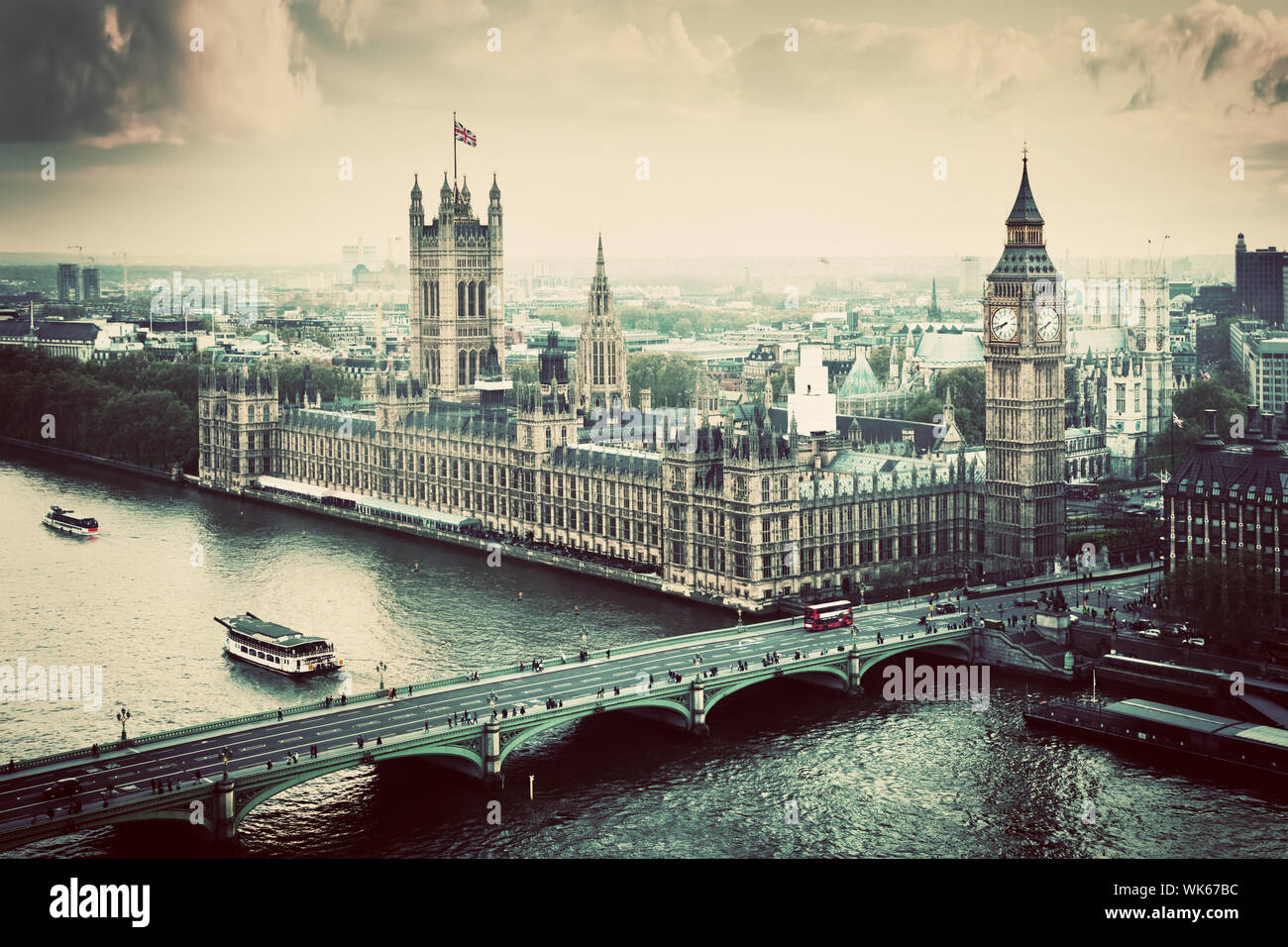 London, the UK. Big Ben, the Palace of Westminster in vintage, retro ...