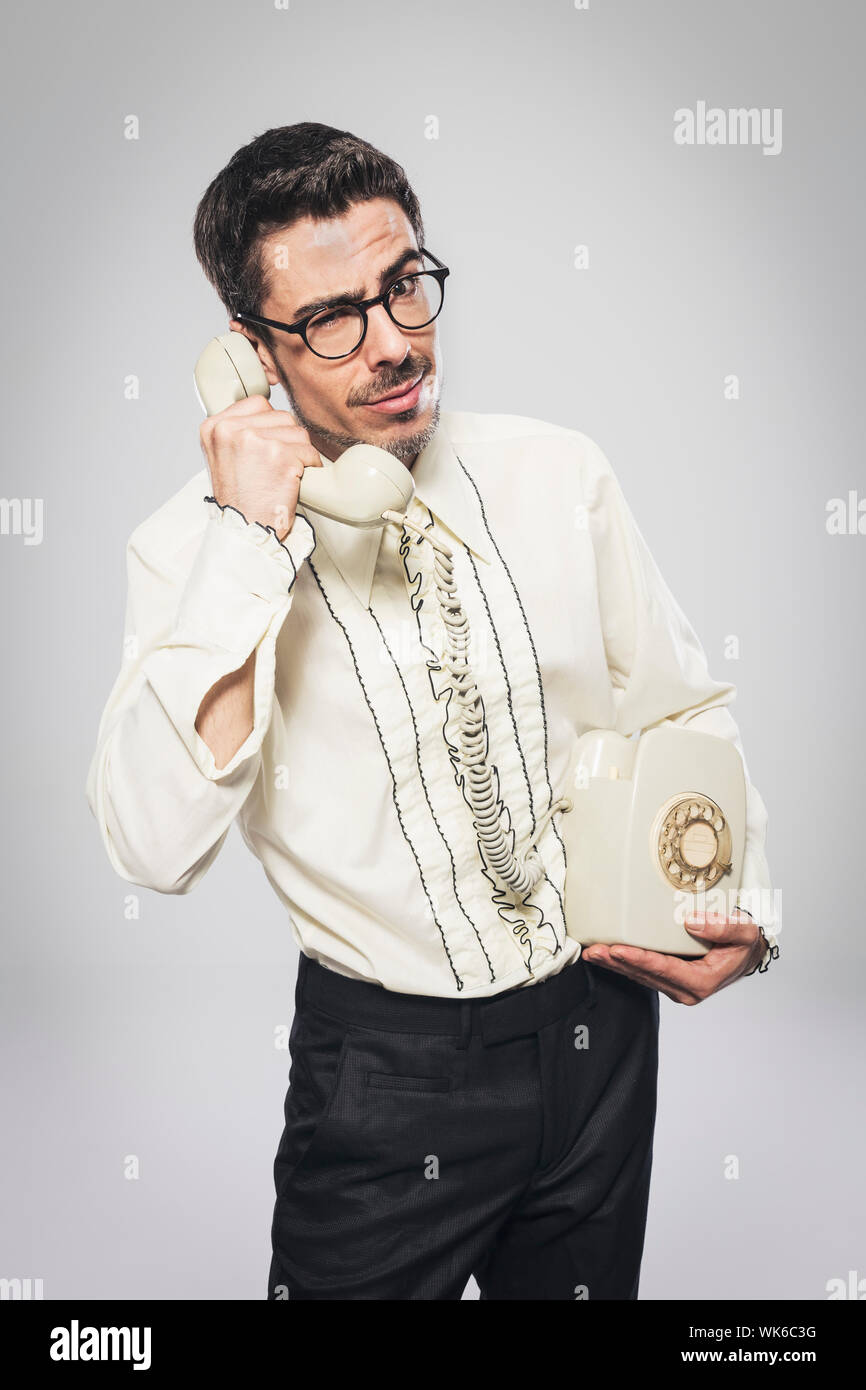 Old man with phone hi-res stock photography and images - Alamy