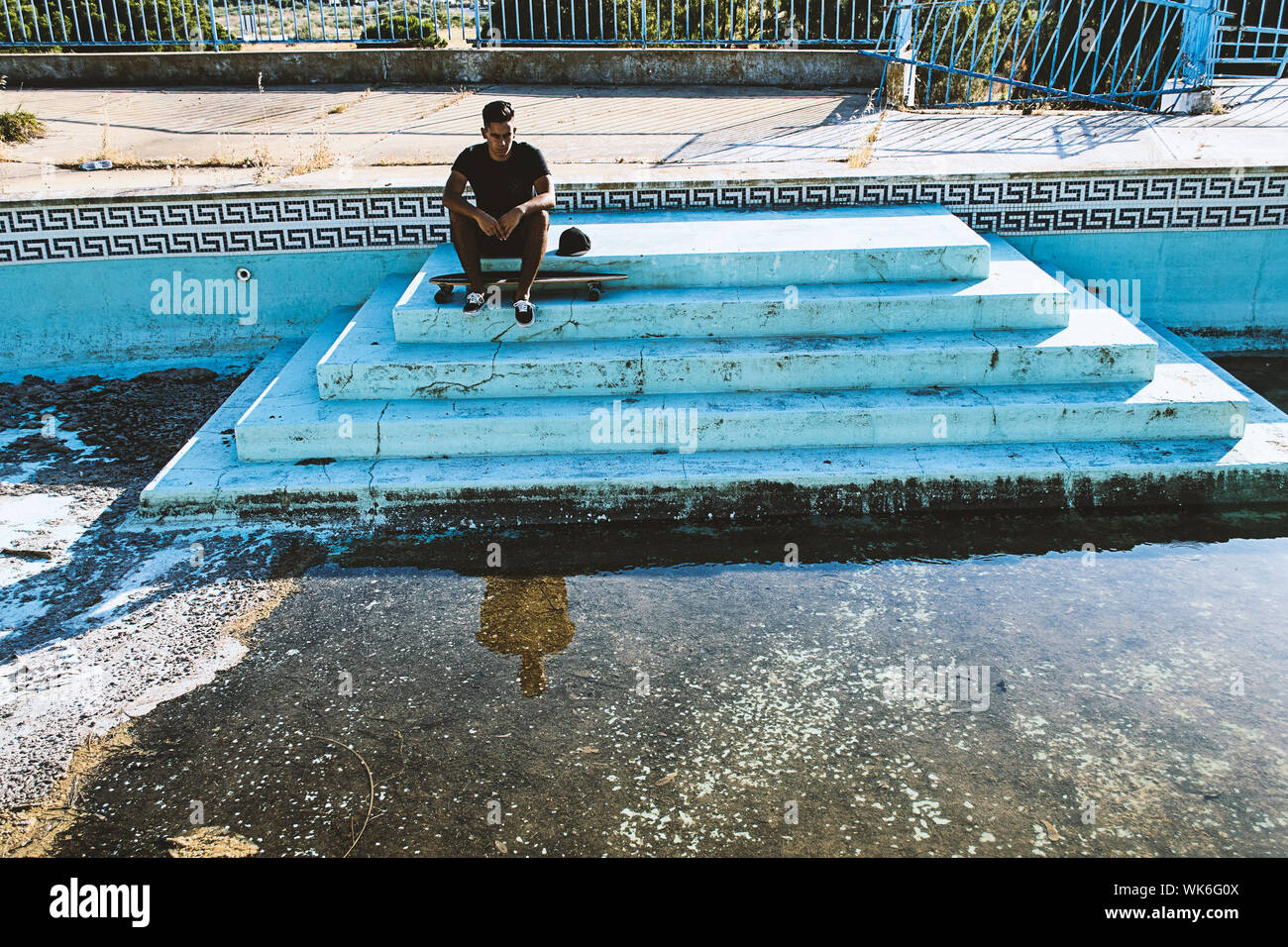 Puddle in the park hi-res stock photography and images - Alamy