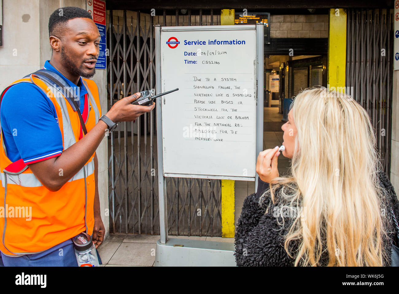 Tfl staff hi-res stock photography and images - Alamy