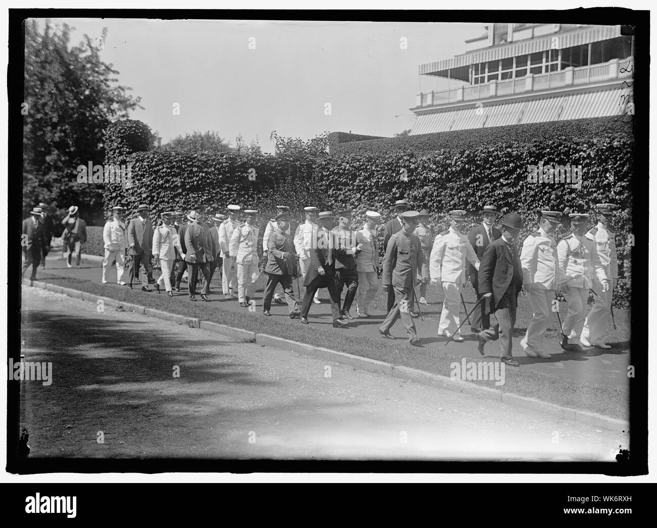 Japanese naval military officers hi-res stock photography and images ...