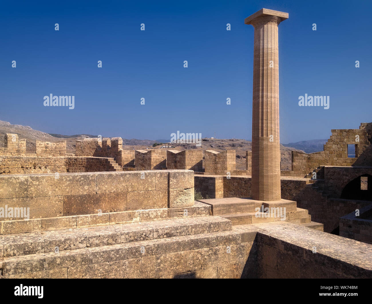 Doric temple hi-res stock photography and images - Alamy