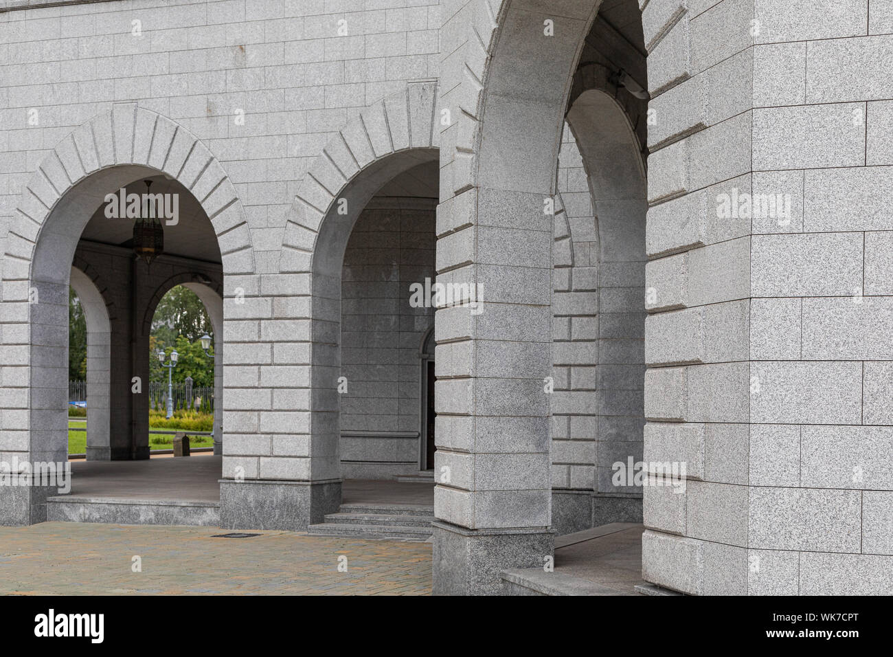 Entrance arcs hi-res stock photography and images - Alamy