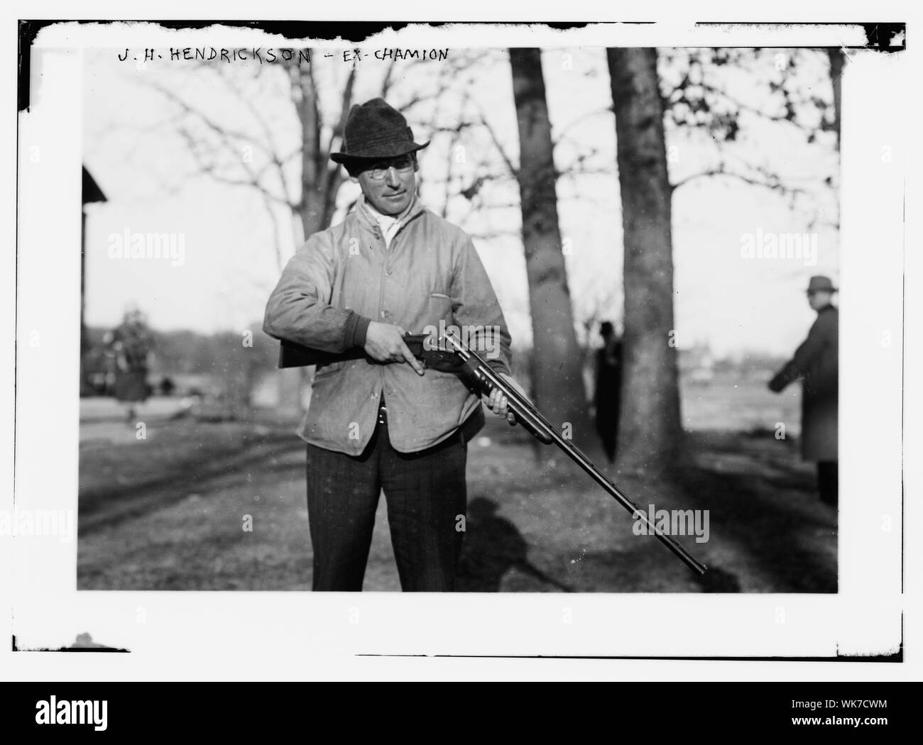 Gun sports history Black and White Stock Photos & Images - Alamy