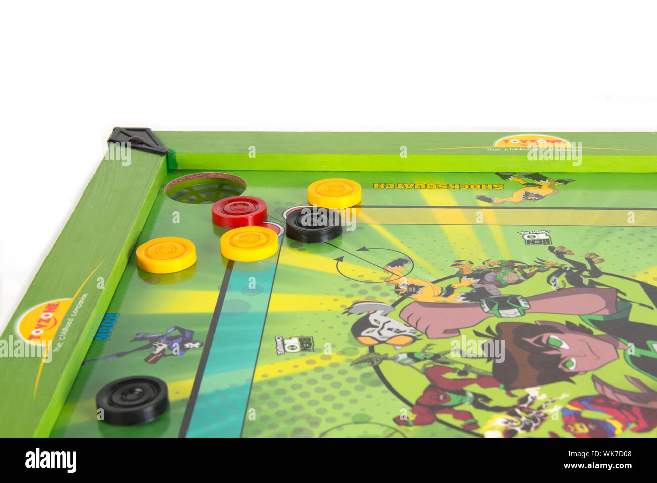 Carom board with carom pieces Stock Photo - Alamy