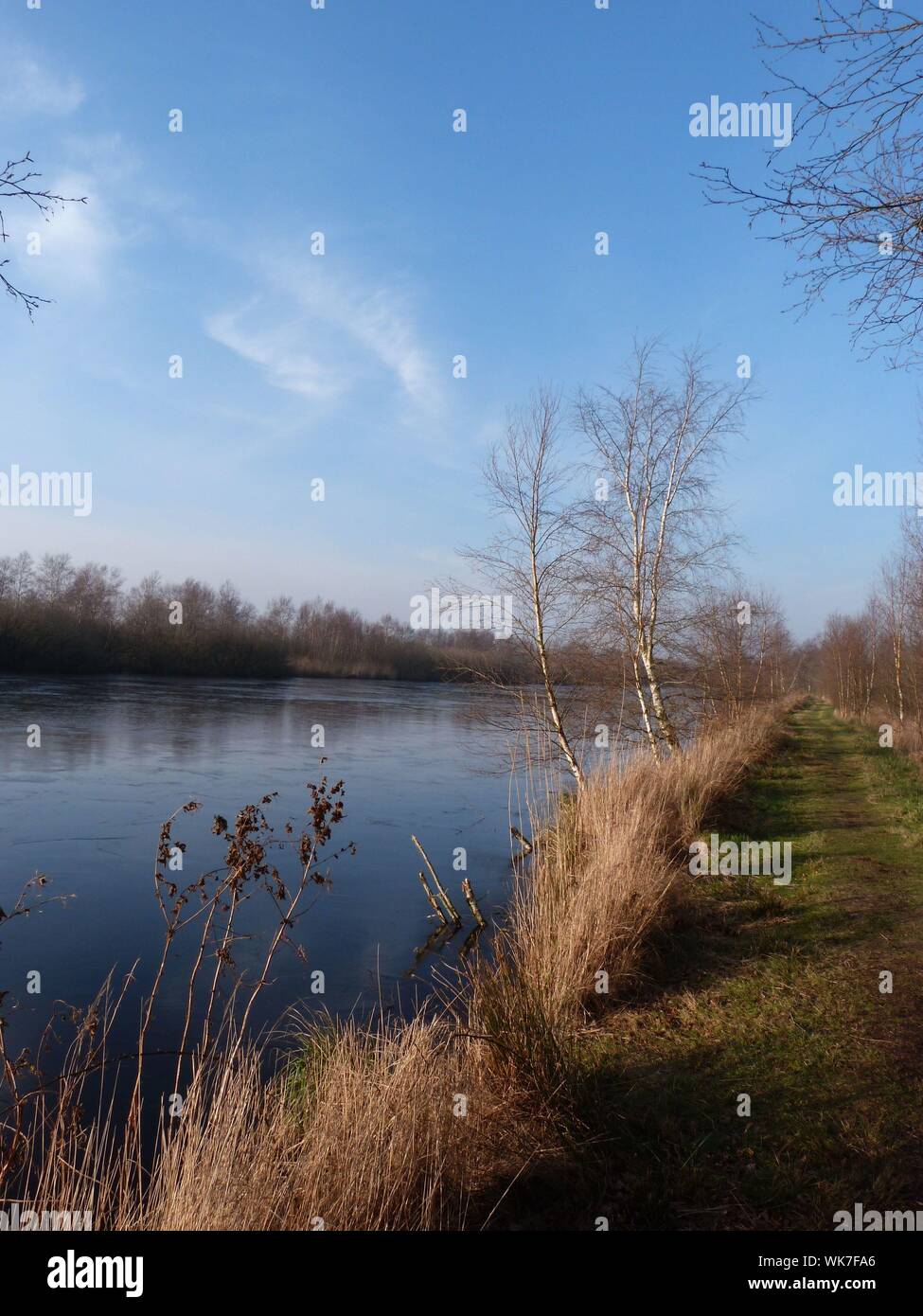 Lake Pathway Stock Photos & Lake Pathway Stock Images - Alamy