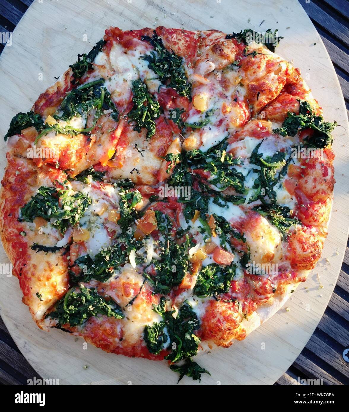 Pizza on serving tray hi-res stock photography and images - Alamy