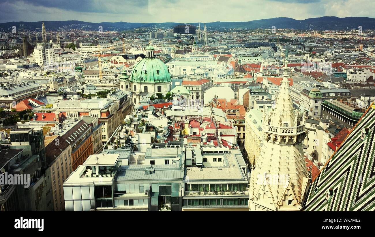 Rooftop cathedral hi-res stock photography and images - Alamy