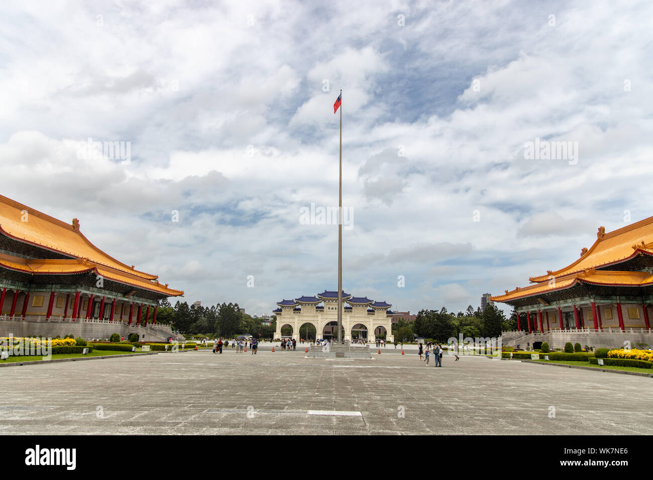 Liberty Square Arch at Taipei City, Taiwan Stock Photo - Alamy