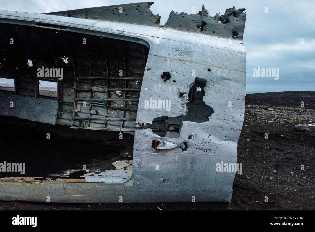 Damaged Airplane High Resolution Stock Photography and Images - Alamy