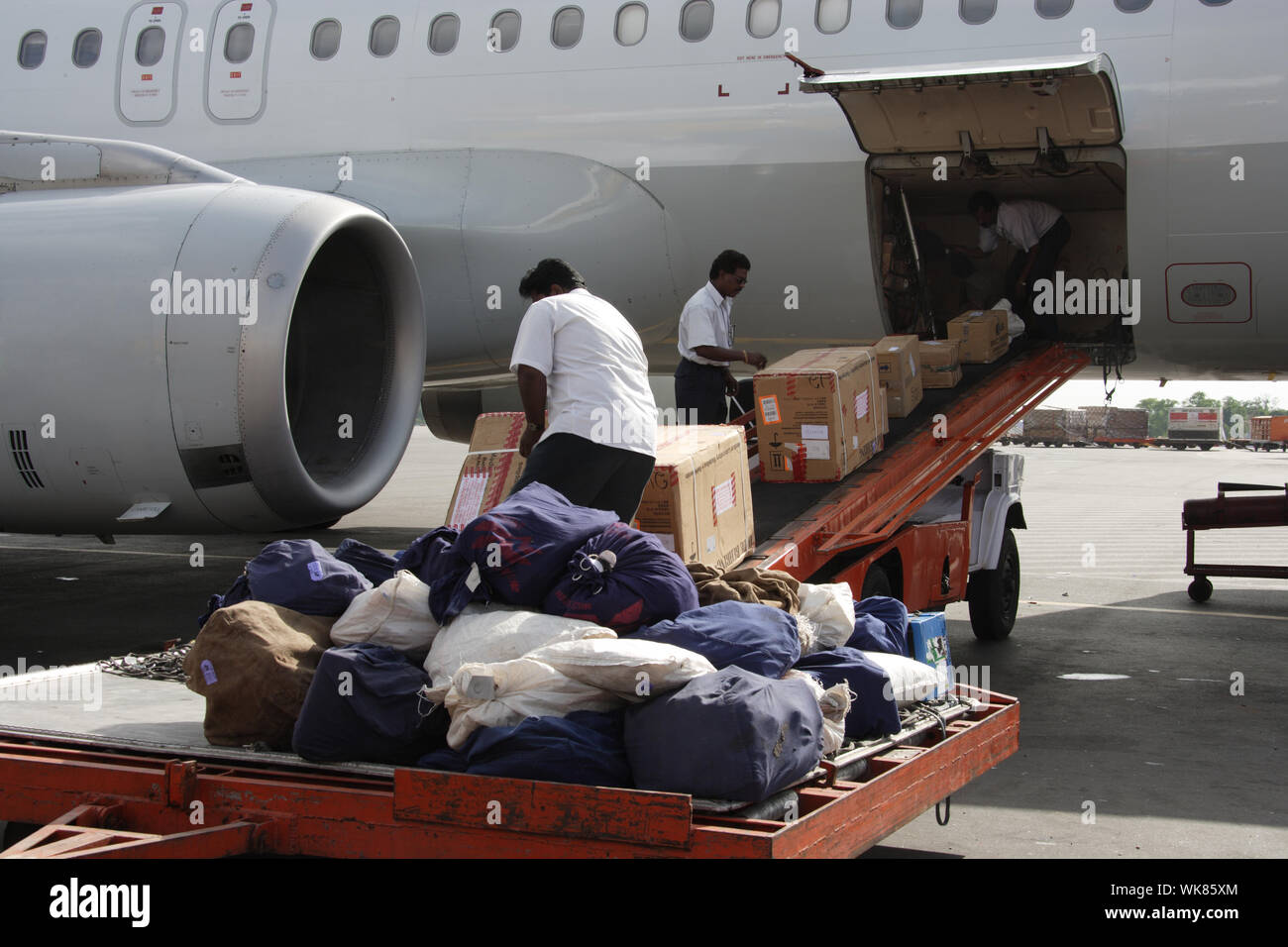 Cargo Loader Airport High Resolution Stock Photography and Images - Alamy