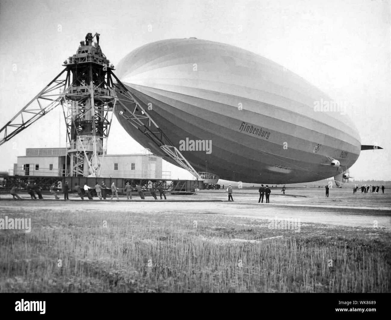 Hindenburg blimp hi-res stock photography and images - Alamy