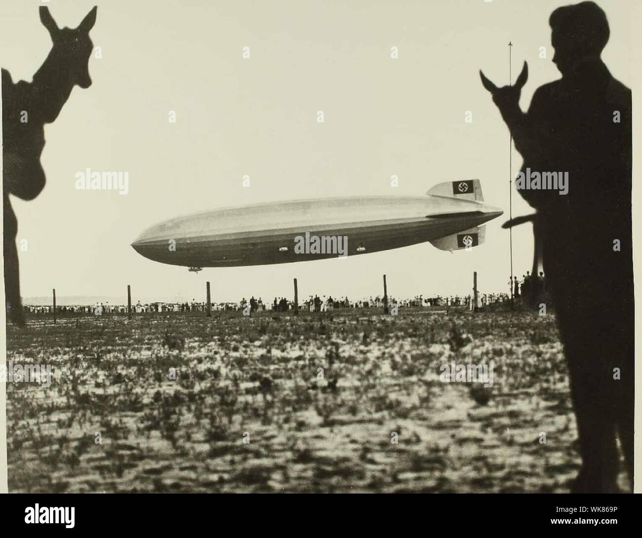 Hindenburg blimp hi-res stock photography and images - Alamy