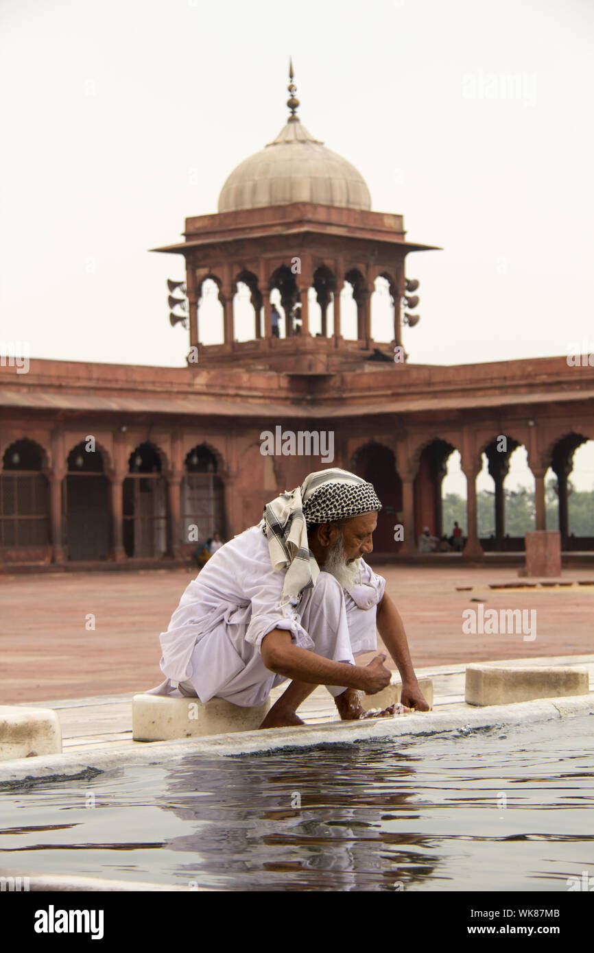 Wudu ritual muslim washing hi-res stock photography and images - Alamy
