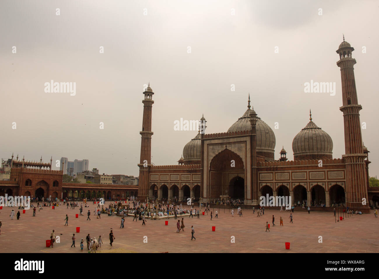People at a mosque, Jama Masjid, Old Delhi, India Stock Photo - Alamy