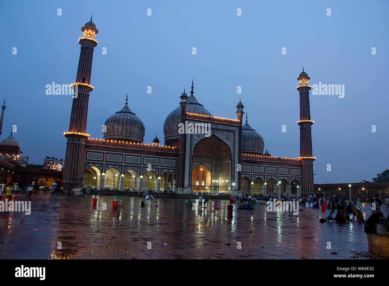 Mosque lit up at night, Jama Masjid, Old Delhi, India Stock Photo - Alamy