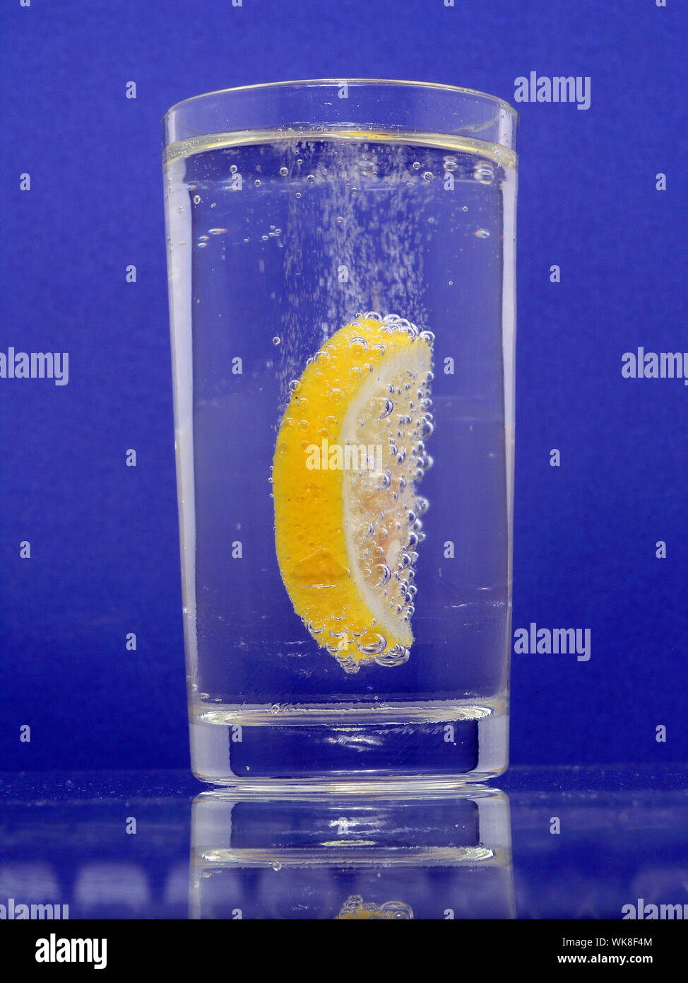 Leemon in Glass Stock Photo - Alamy