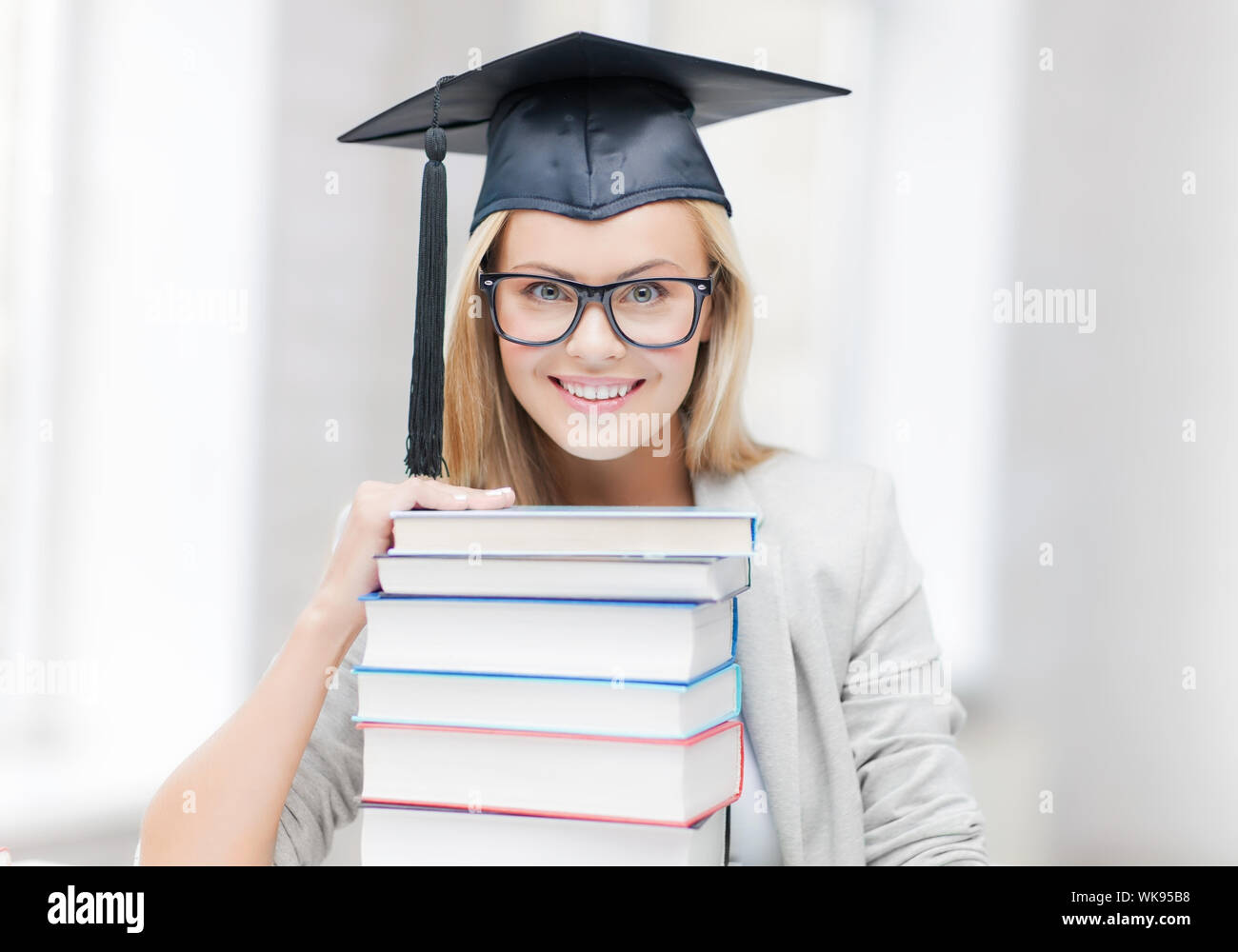 student in graduation cap Stock Photo - Alamy