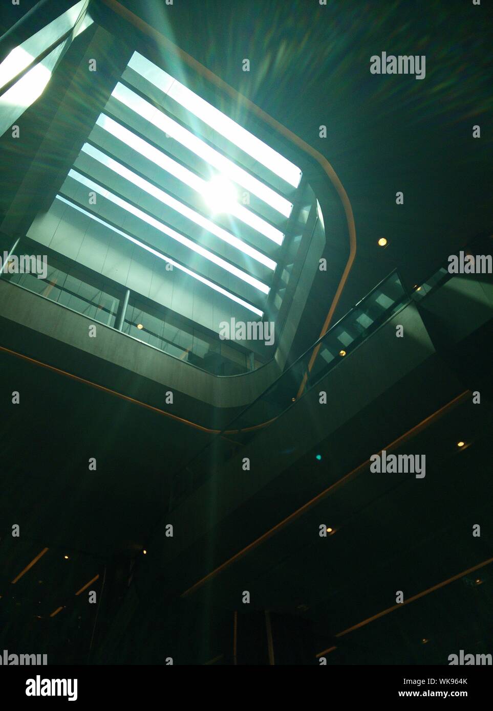 Streaming light hi-res stock photography and images - Alamy