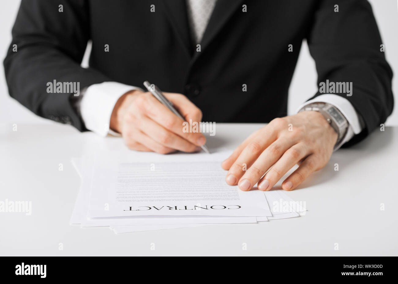 man with contract Stock Photo - Alamy