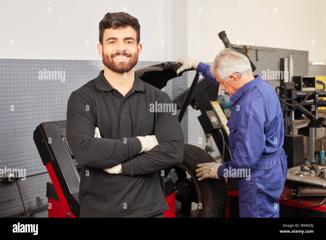 Mechanic workshop hi-res stock photography and images - Alamy