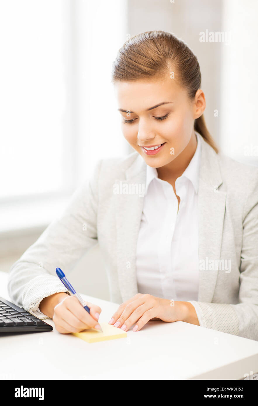 Notekeeper hi-res stock photography and images - Alamy