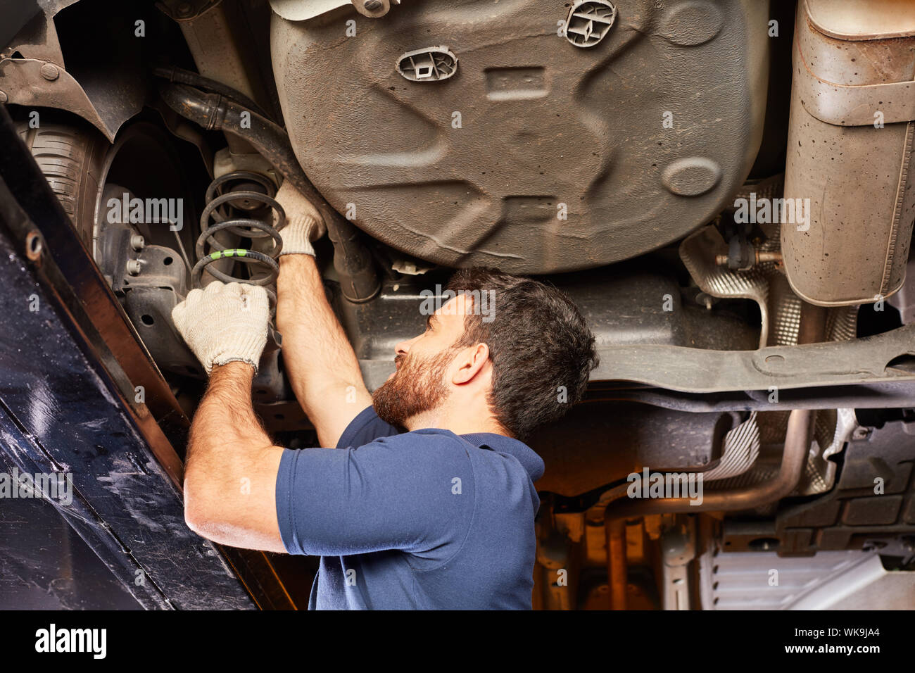 Shock absorbers car hi-res stock photography and images - Alamy
