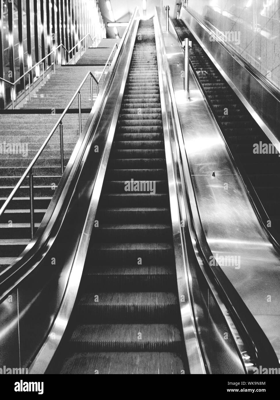 Steps of an escalator hi-res stock photography and images - Alamy