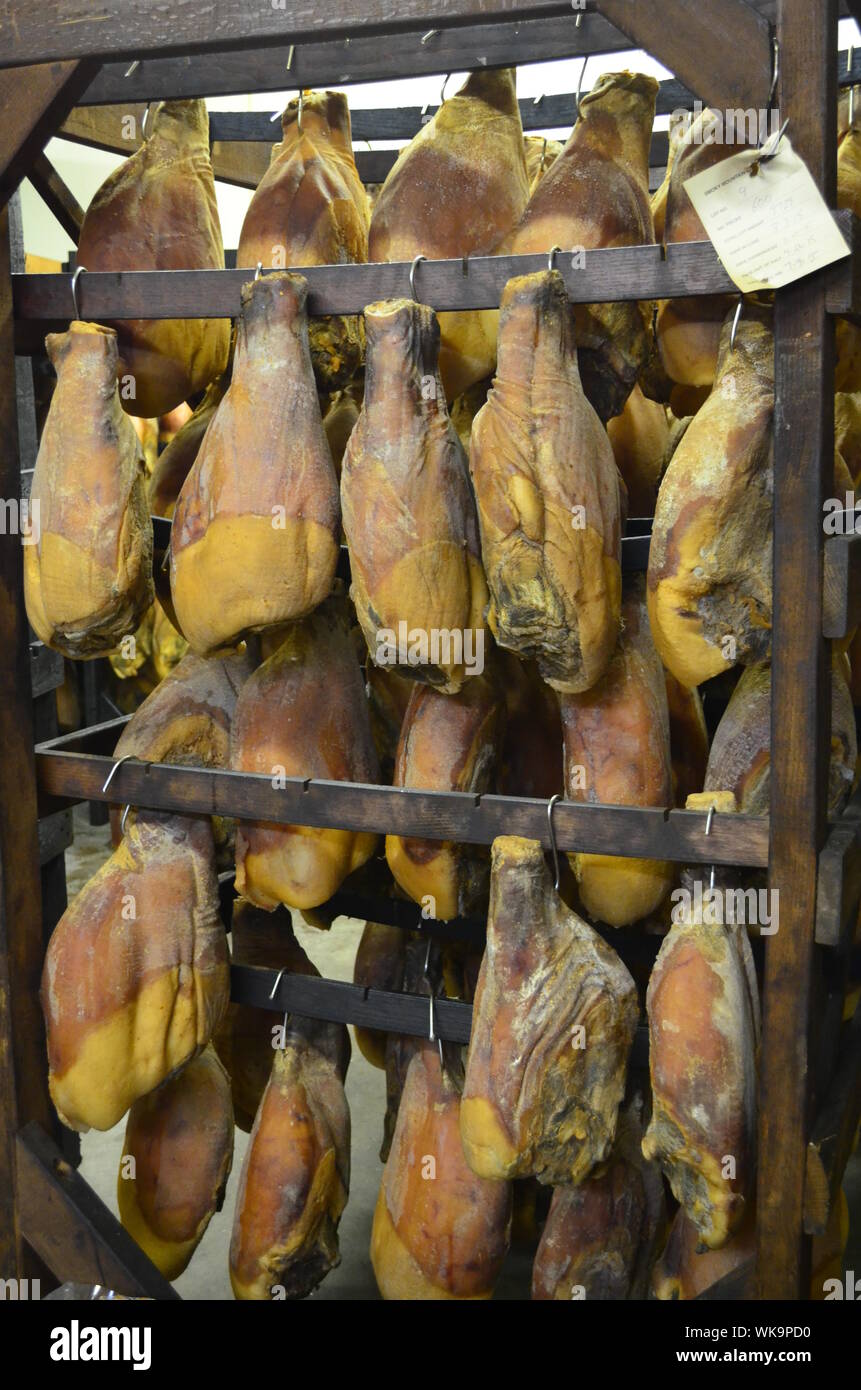 Meat hanging close view hi-res stock photography and images - Alamy