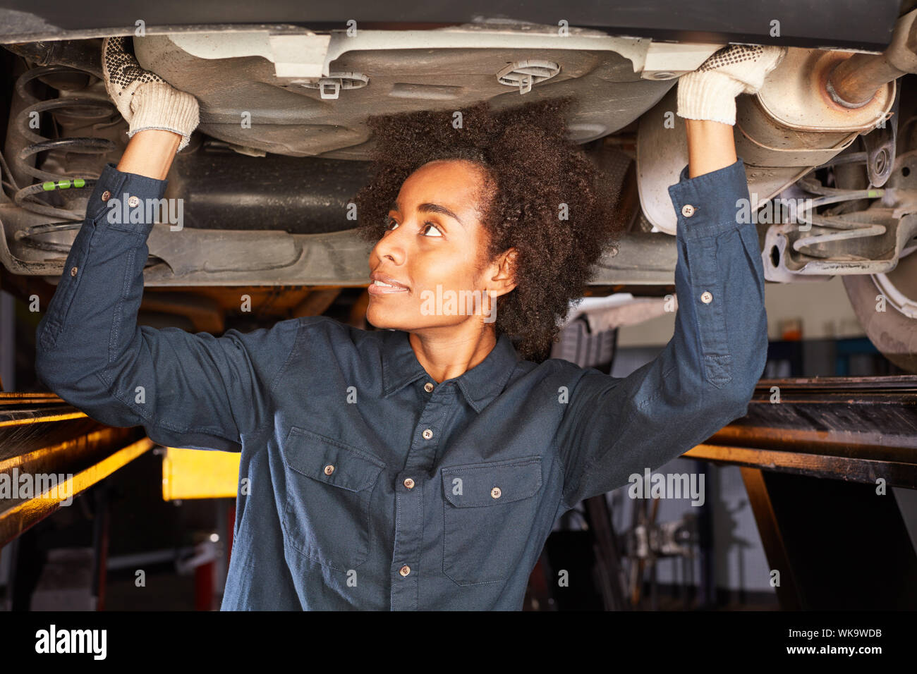 Automotive mechatronics hi-res stock photography and images - Alamy