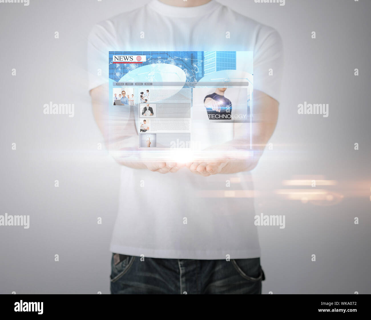 Reading news hi hi-res stock photography and images - Alamy