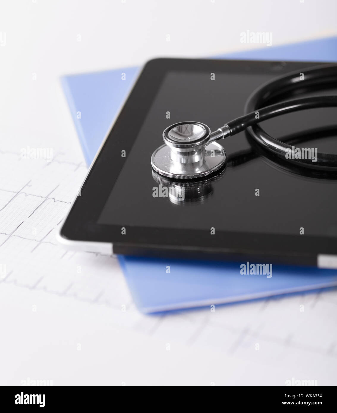 Cardiology tablet cardiogram stethoscope hi-res stock photography and ...