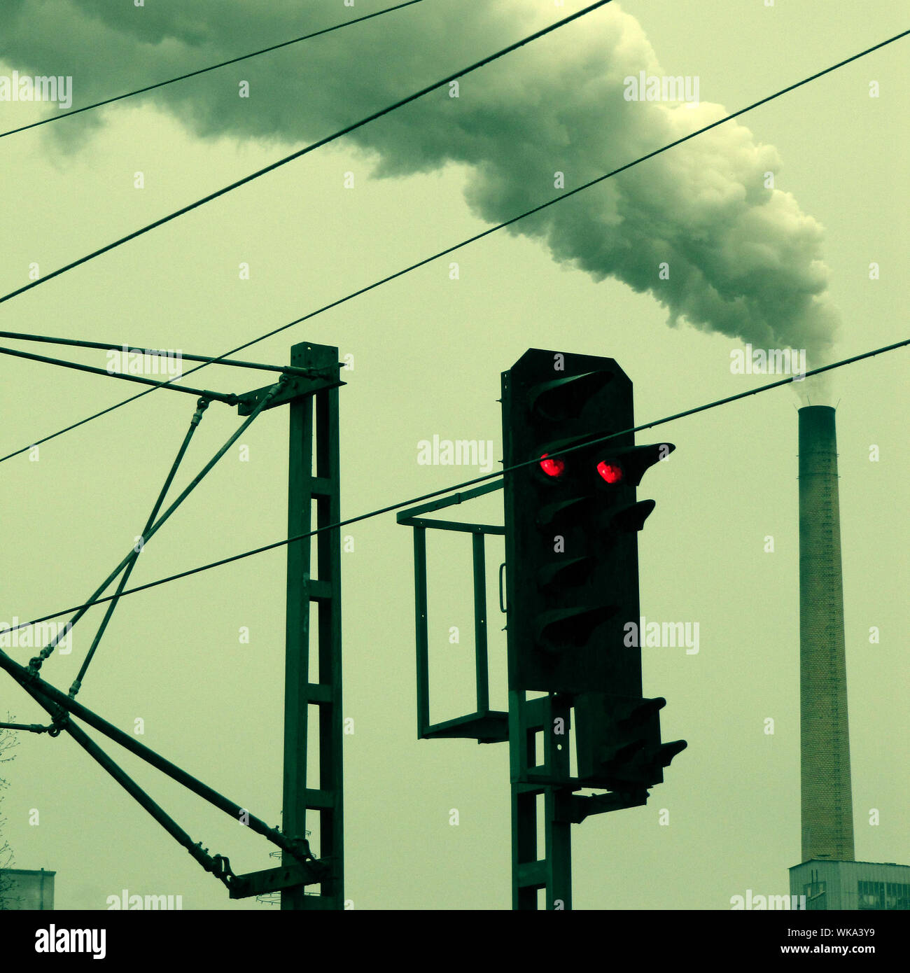 No smoke signal hi-res stock photography and images - Alamy