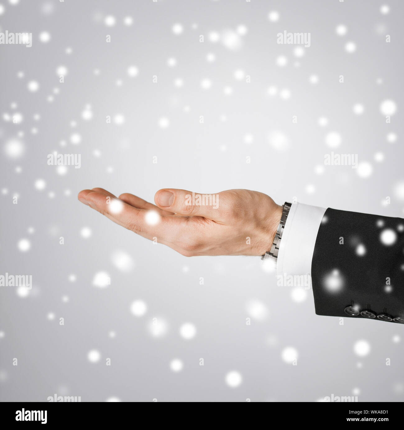 man hand showing something Stock Photo - Alamy