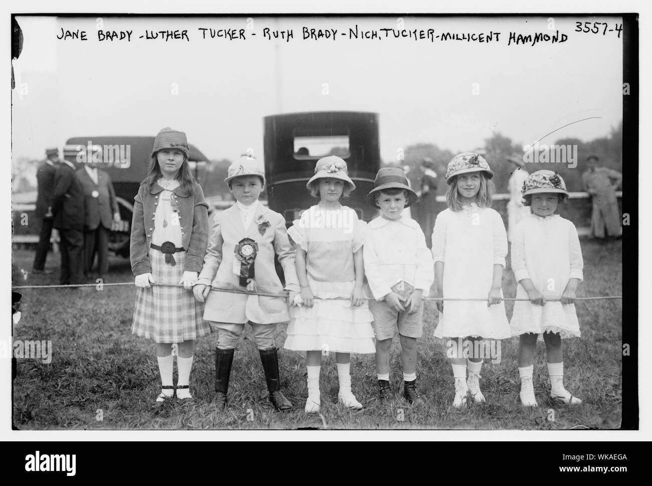 Jane Brady -- Luther Tucker -- Ruth Brady -- Nich. Tucker -- Millicent ...
