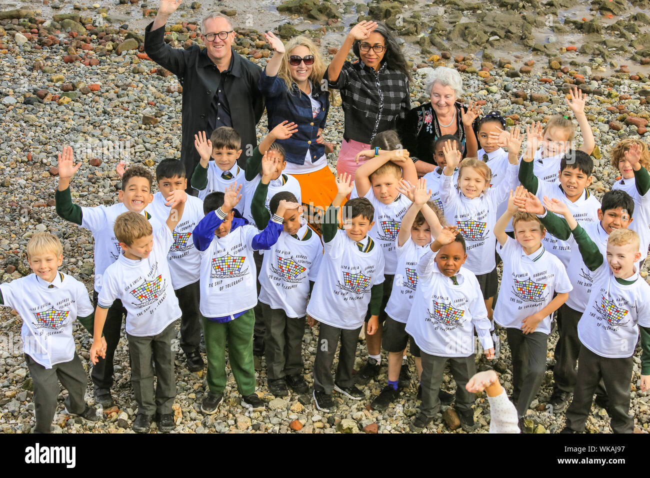 Modern ark 60 hi-res stock photography and images - Alamy