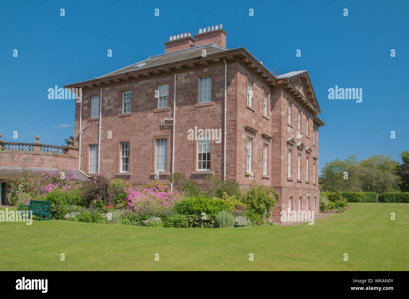 Palladian mansion hi-res stock photography and images - Alamy
