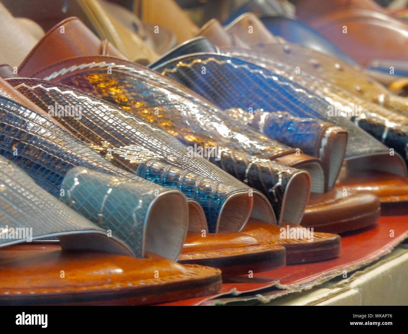 Shoes market hi-res stock photography and images - Alamy