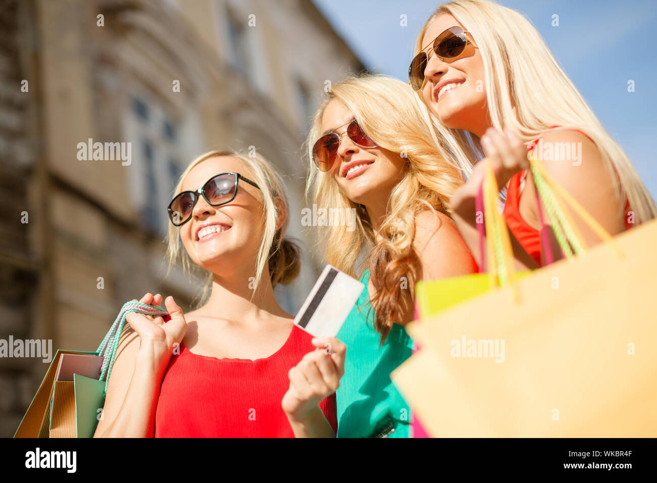 beautiful women with shopping bags in the ctiy Stock Photo - Alamy