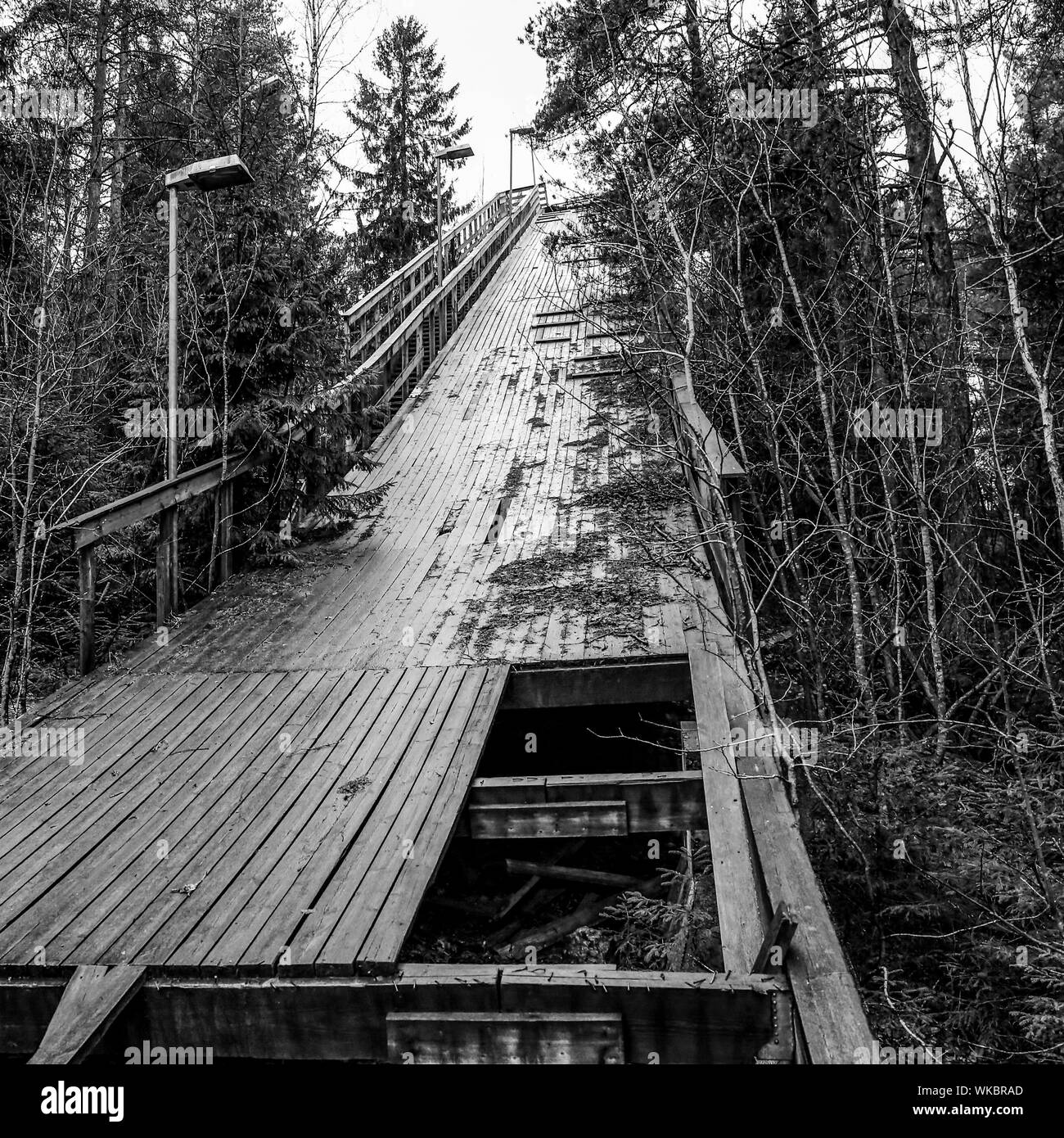 Damaged bridge hi-res stock photography and images - Alamy