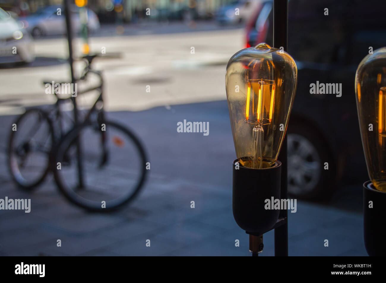 Bulb street light hi-res stock photography and images - Alamy