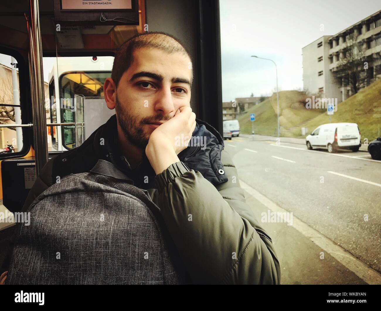 34 bus hi-res stock photography and images - Alamy