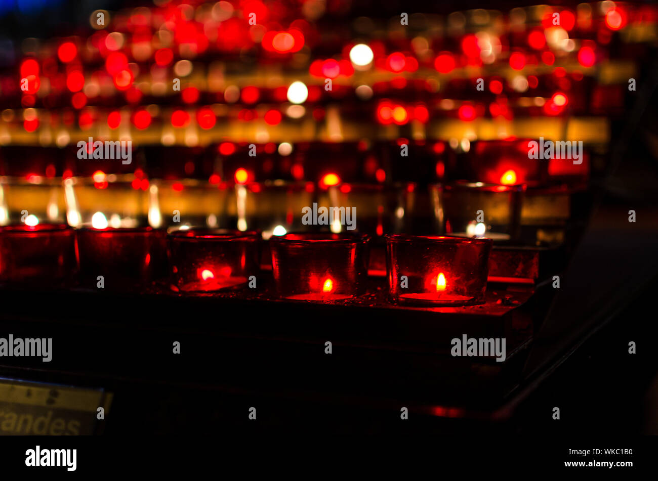 Rack of candles hi-res stock photography and images - Alamy